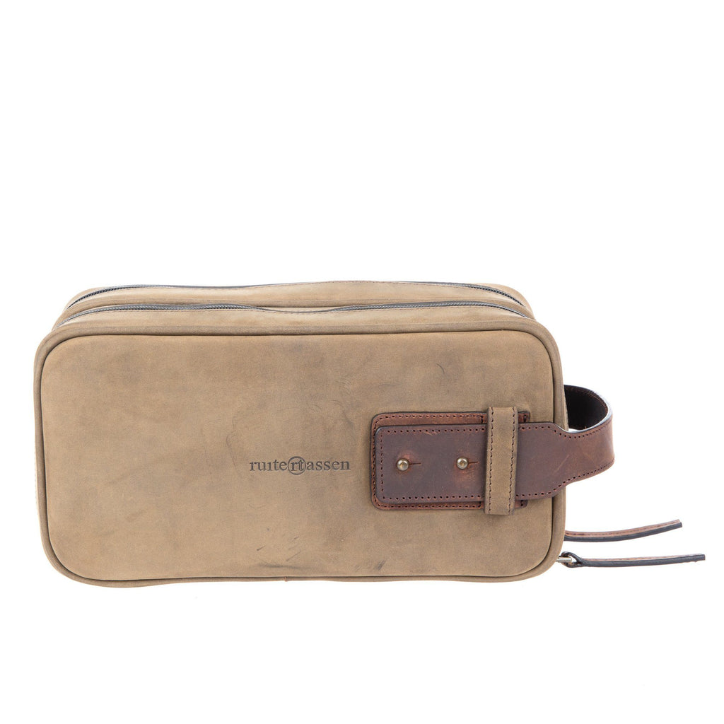 Ruitertassen Leisure Leather Toiletry Bag, Ranger — Fendrihan
